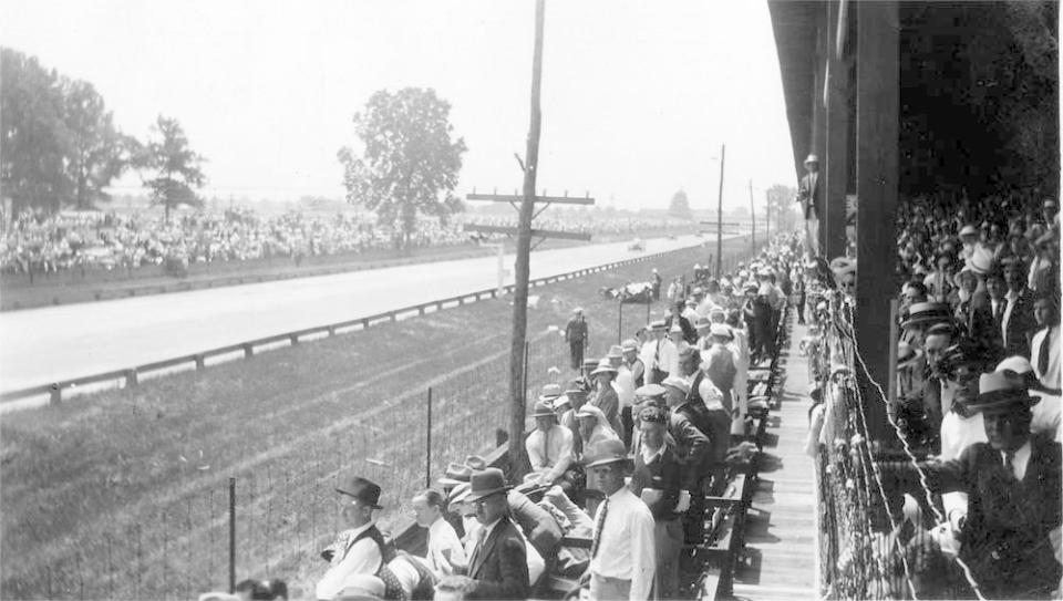 1935 Indianapolis 500 Motor Race Photos